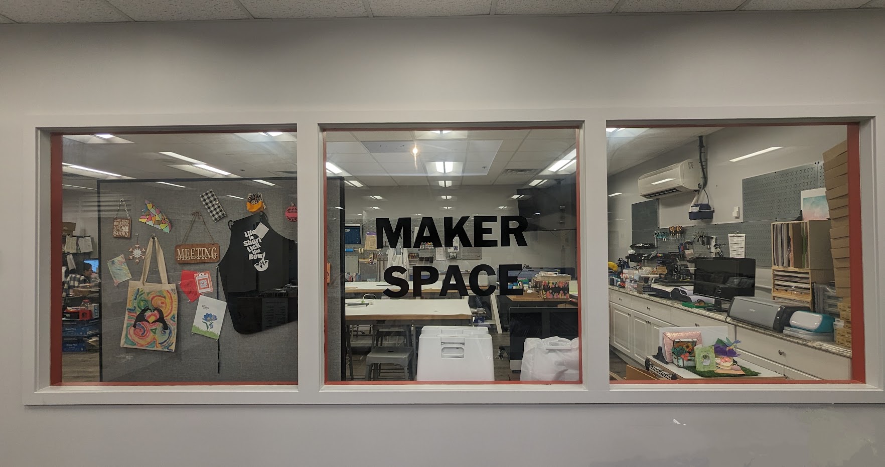 Makerspace - Finkelstein Memorial Library